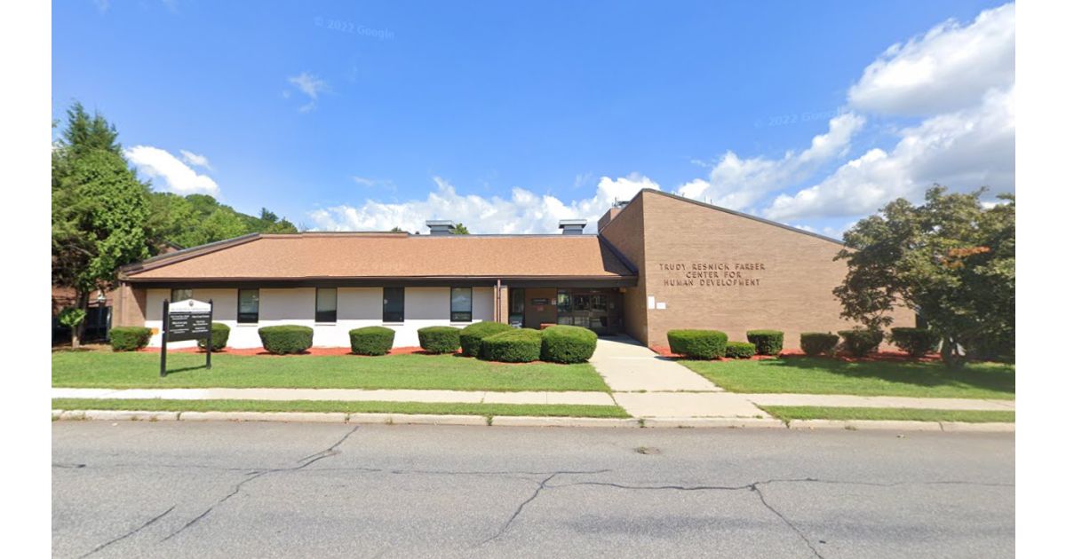 Weigh in on the Trudy Resnick Farber Building’s Future