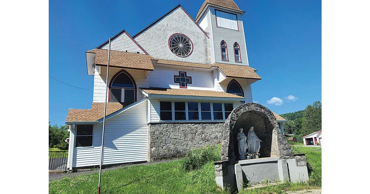 Venerable Manor church hits 125
