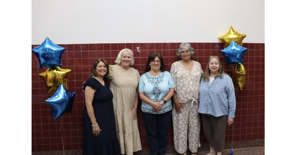 ECSD Celebrates Employees, New and Retired