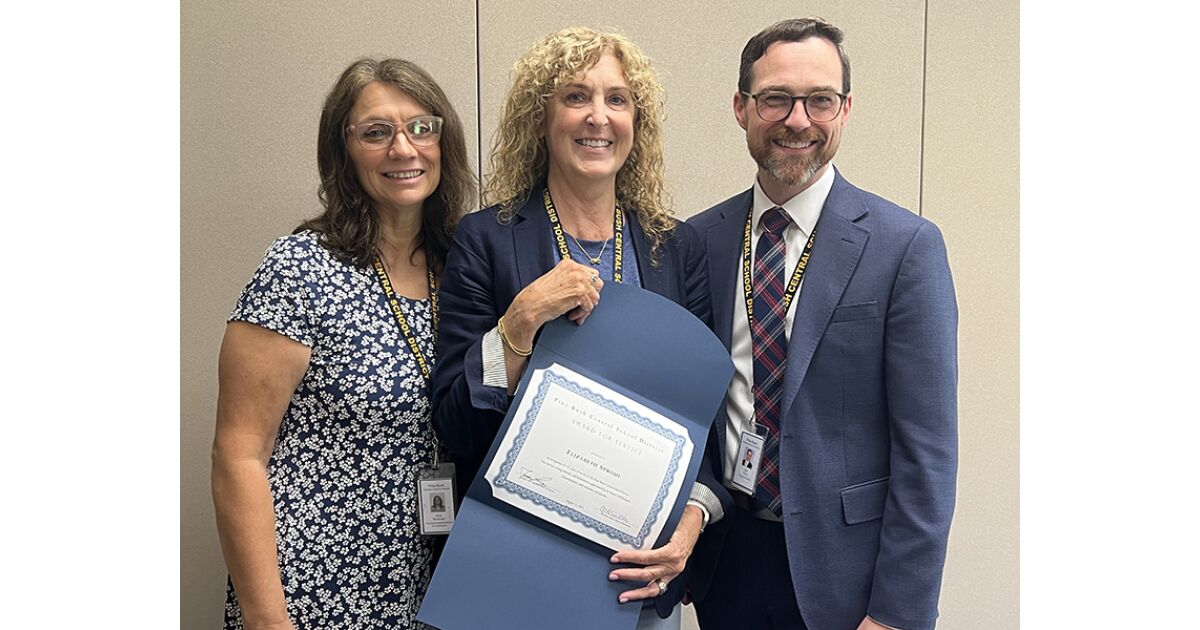 EJR Principal Elizabeth Halsey-Sproul Begins Retirement